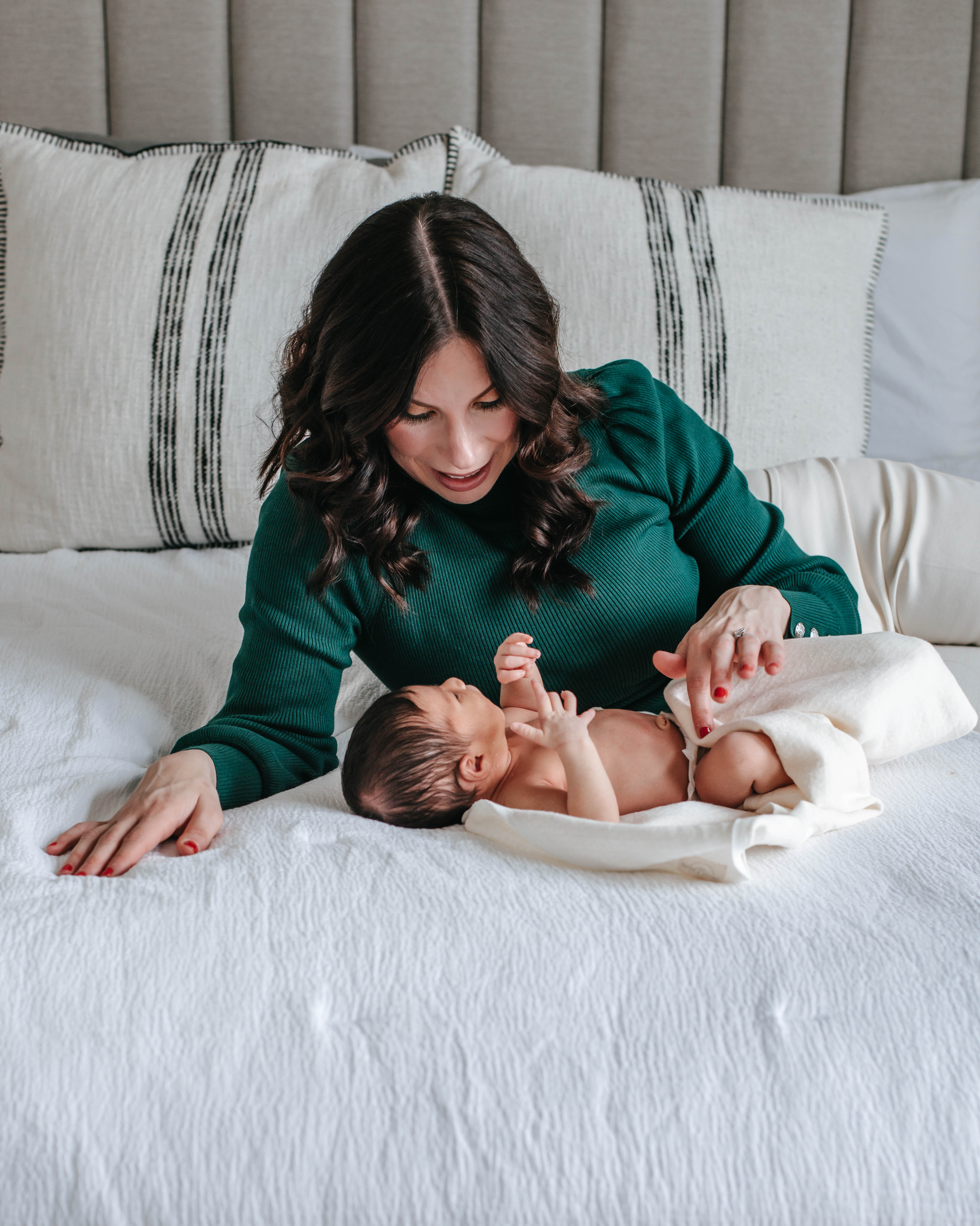 Tips for a Stress-Free Newborn Photo Session - Studio Cath. Photography In Chicago IL